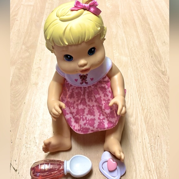 Hasbro | Toys | Hasbro Baby Alive 3 Drink Wet Baby Doll Comes With ...